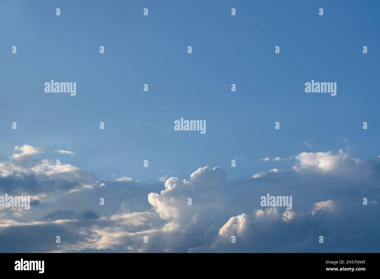 Blue sky cloud view hi-res stock photography and images - Alamy
