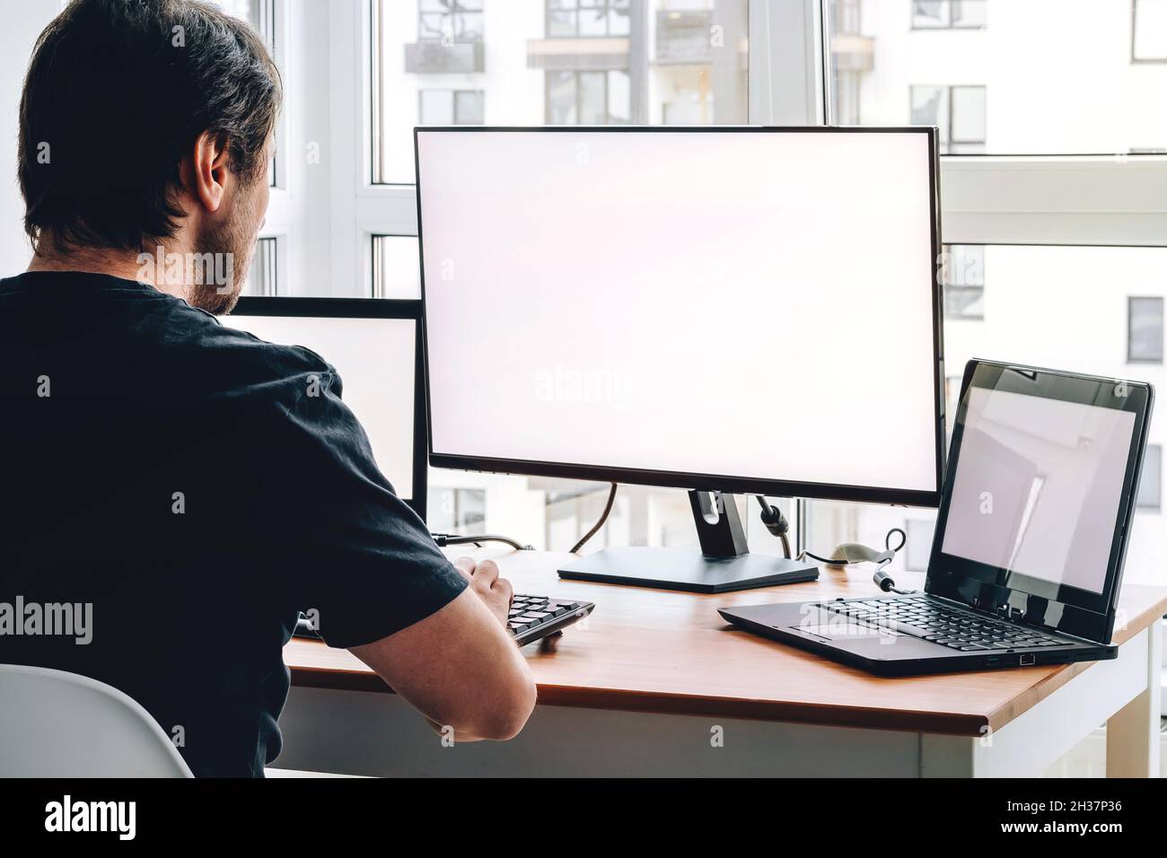 Backview laptop hi-res stock photography and images - Alamy