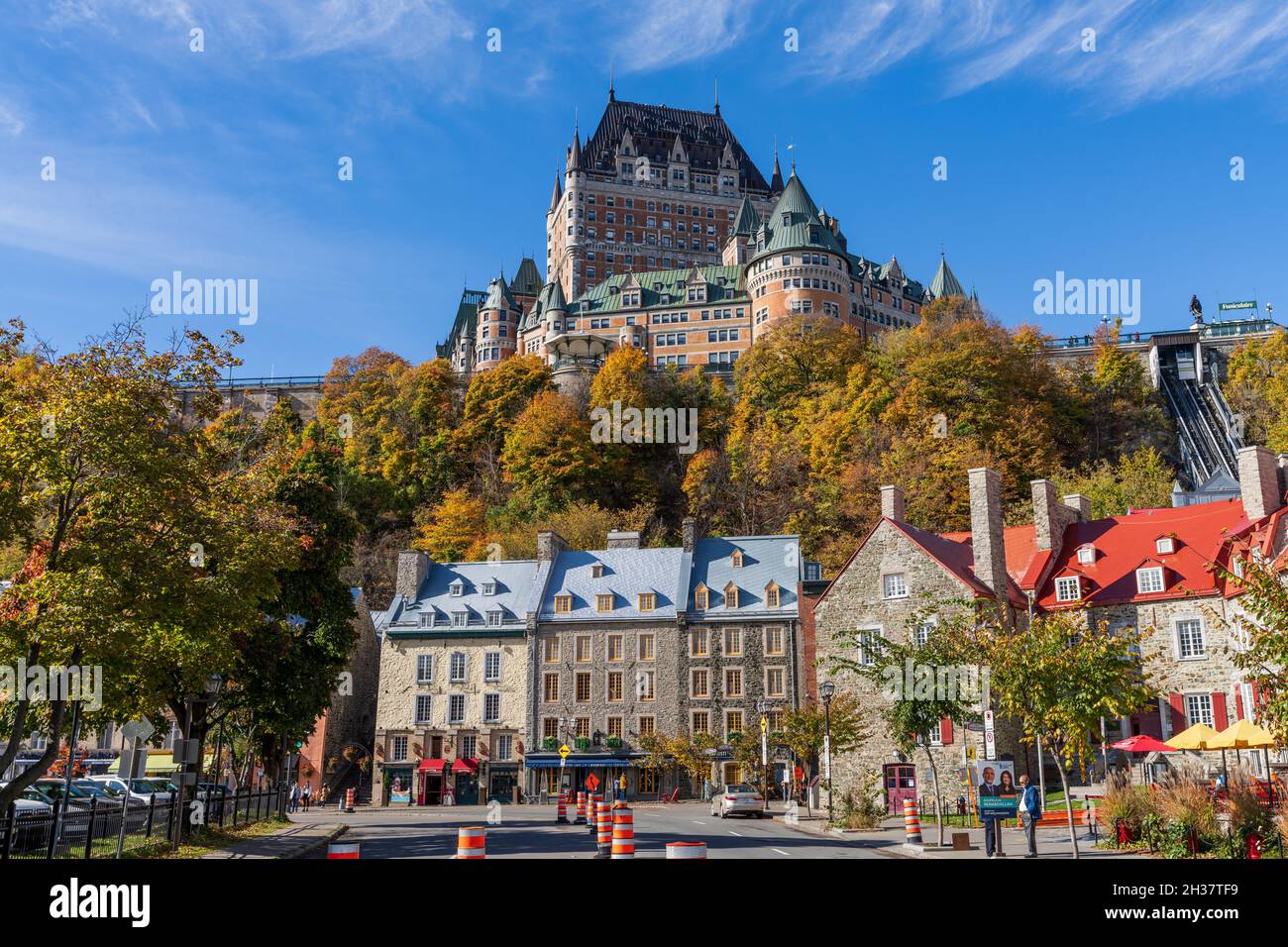 Photography of autumn town hi-res stock photography and images - Alamy
