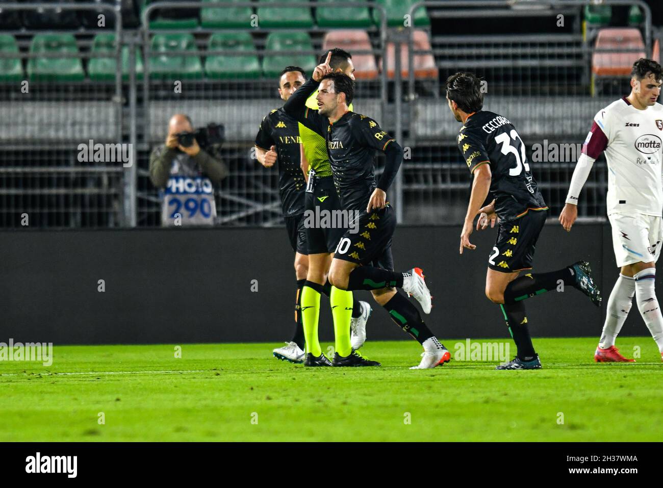 Pier Luigi Penzo stadium, Venice, Italy, October 26, 2021, Mattia Aramu ...