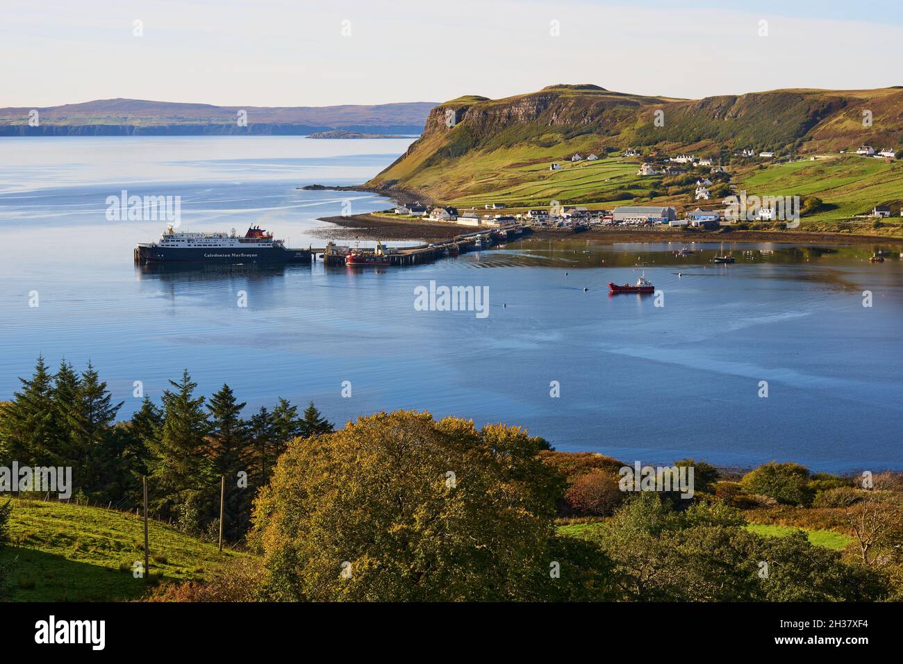 Uig to harris ferry hi-res stock photography and images - Alamy