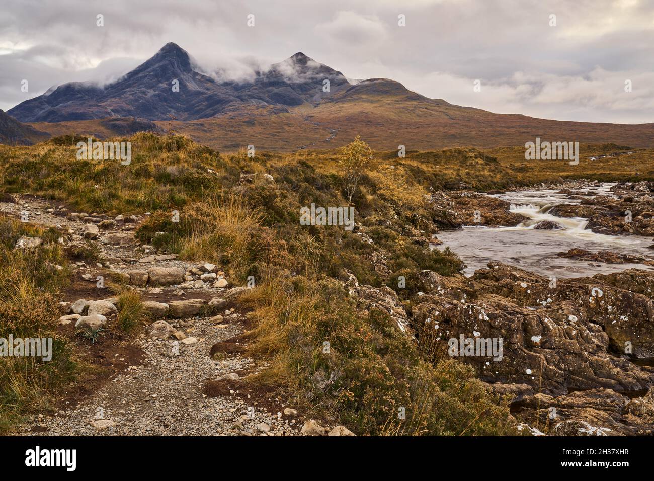 The River Sligachan beneath Bruach na Frithe and Sgurr nan Gillean ...