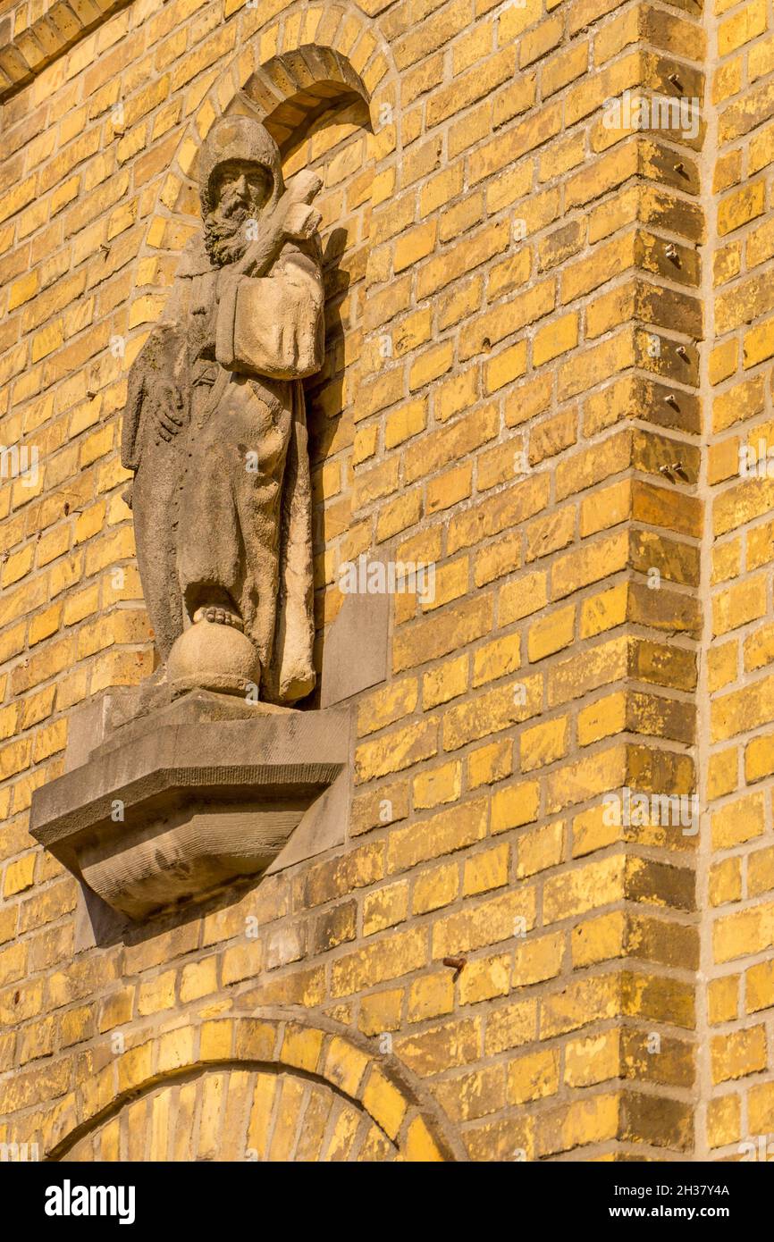 Reb brick architecture hi-res stock photography and images - Alamy