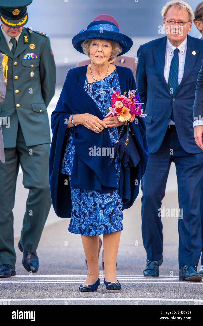 Princess Beatrix at the opening of the Prince Claus Bridge in Dordrecht ...
