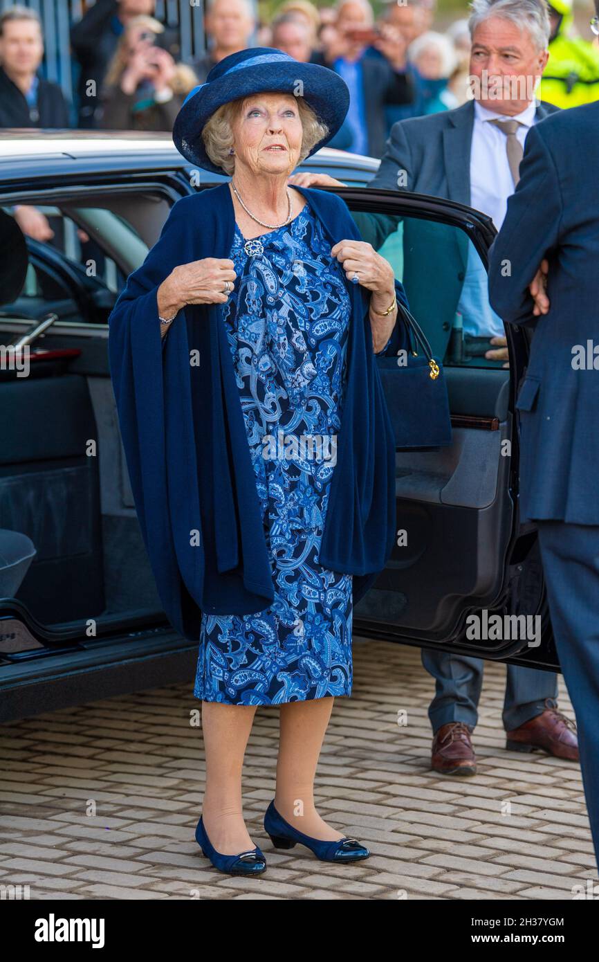 Princess Beatrix at the opening of the Prince Claus Bridge in Dordrecht ...