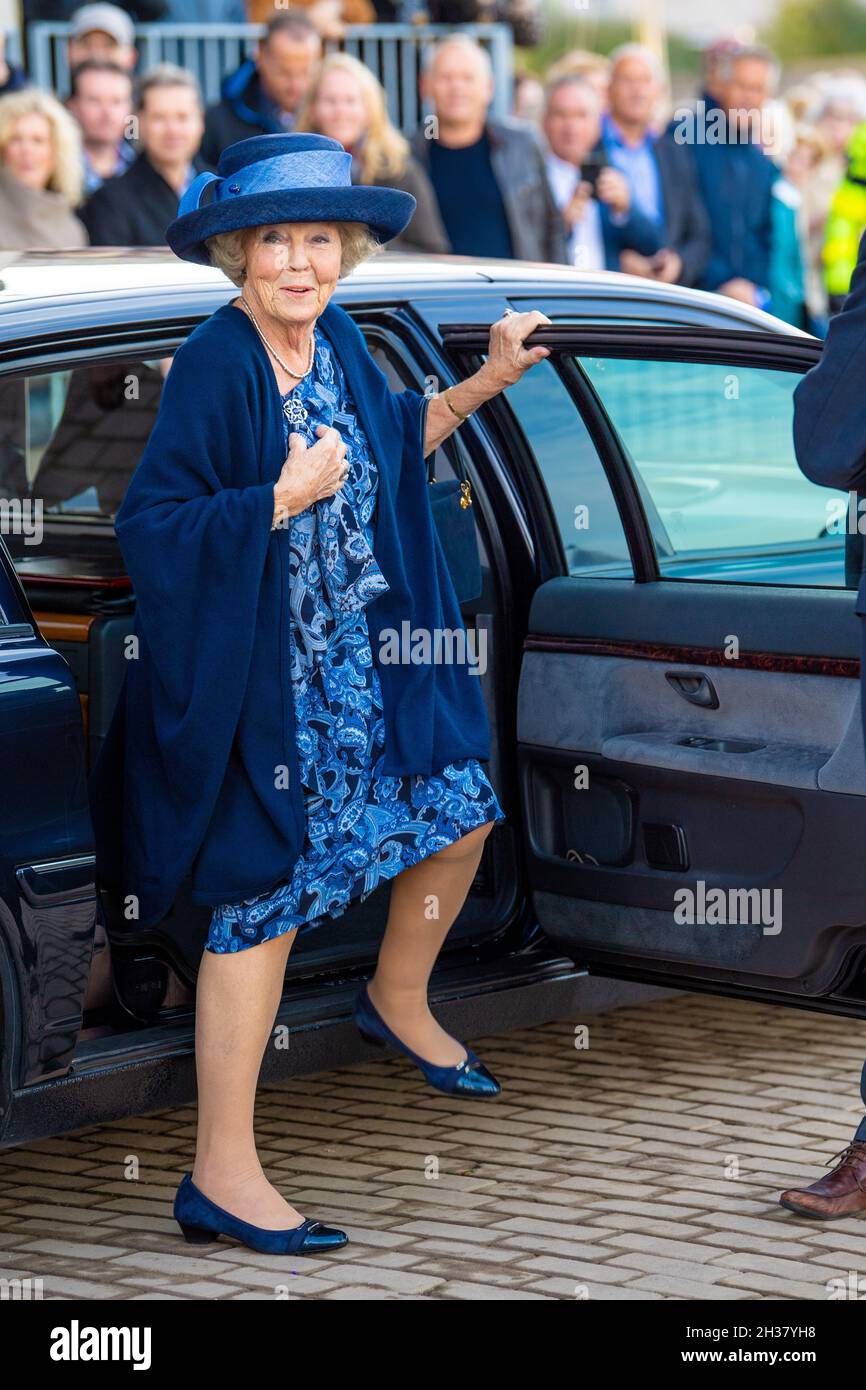 Princess Beatrix at the opening of the Prince Claus Bridge in Dordrecht ...