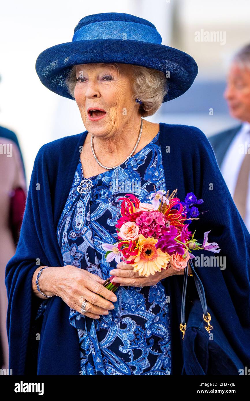 Princess Beatrix at the opening of the Prince Claus Bridge in Dordrecht ...