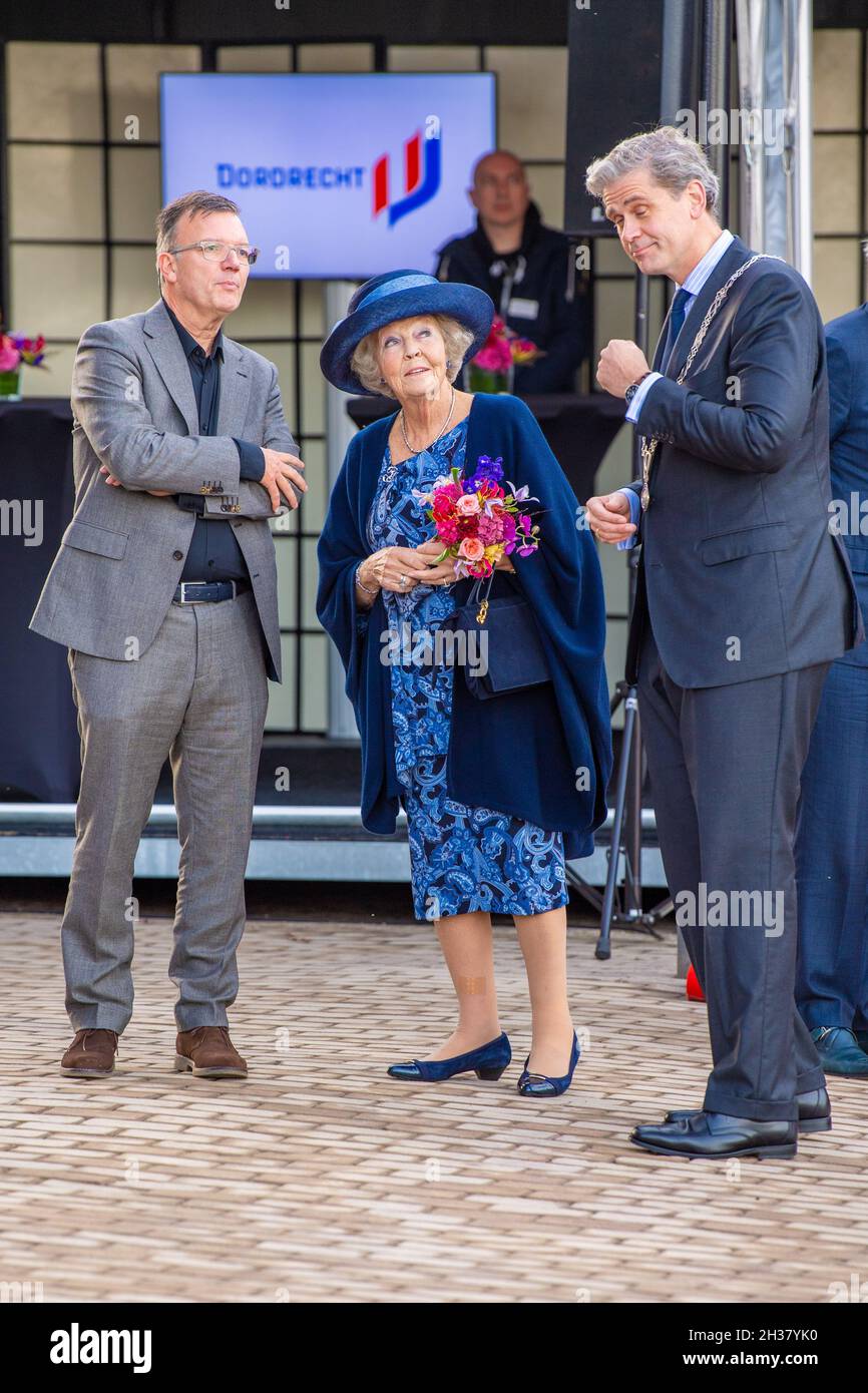 Princess Beatrix at the opening of the Prince Claus Bridge in Dordrecht ...
