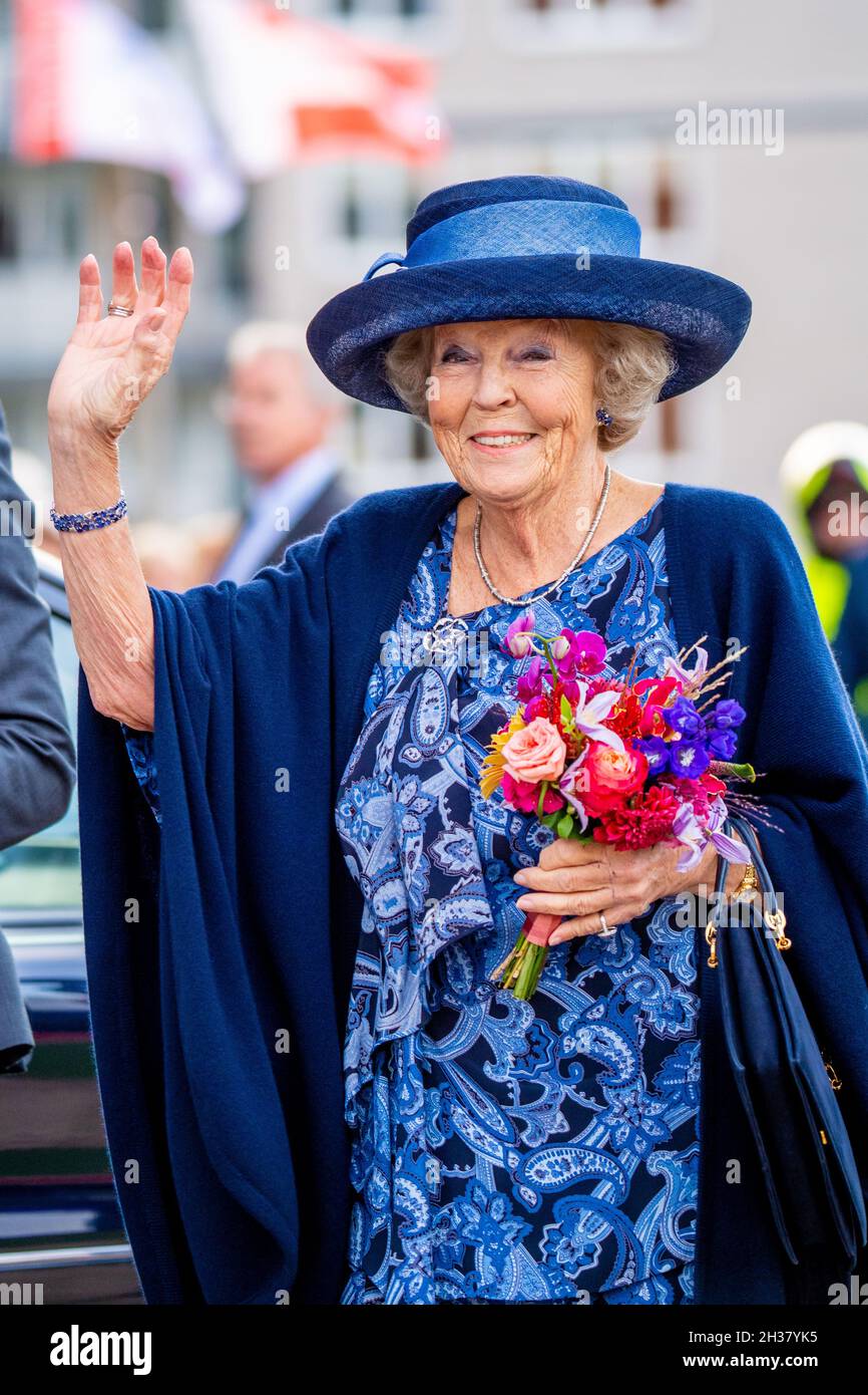 Princess Beatrix at the opening of the Prince Claus Bridge in Dordrecht ...
