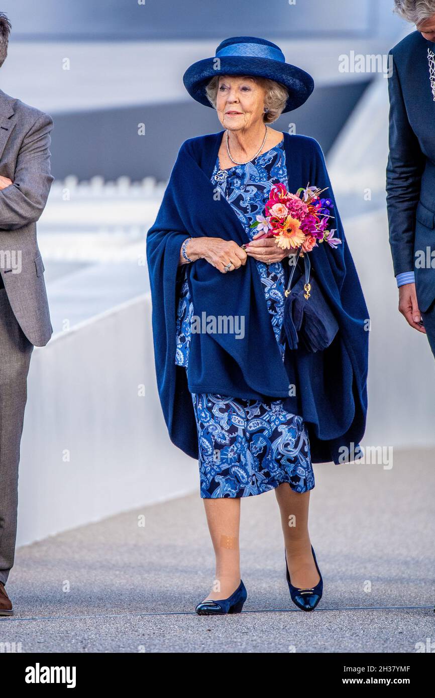 Princess Beatrix at the opening of the Prince Claus Bridge in Dordrecht ...