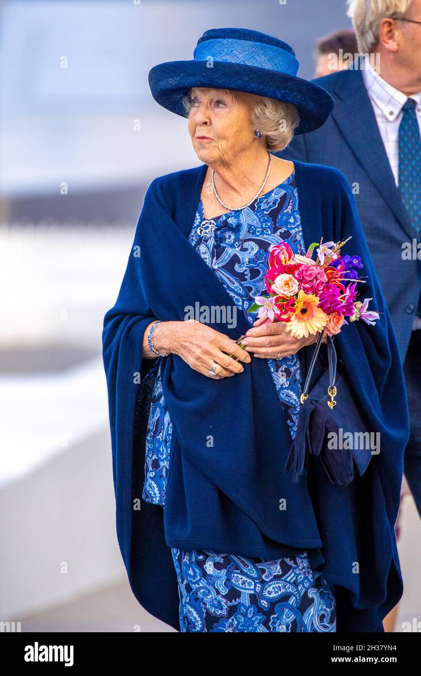 Princess Beatrix at the opening of the Prince Claus Bridge in Dordrecht ...
