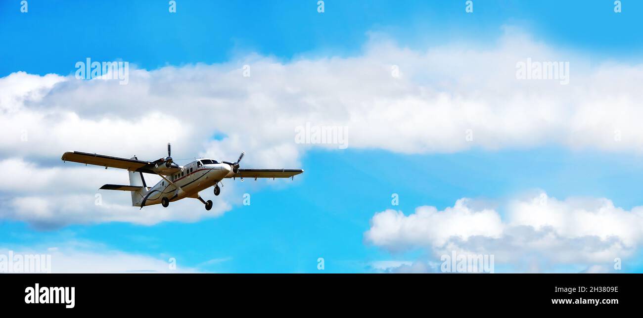 Airplane fuselage hanger hi-res stock photography and images - Alamy