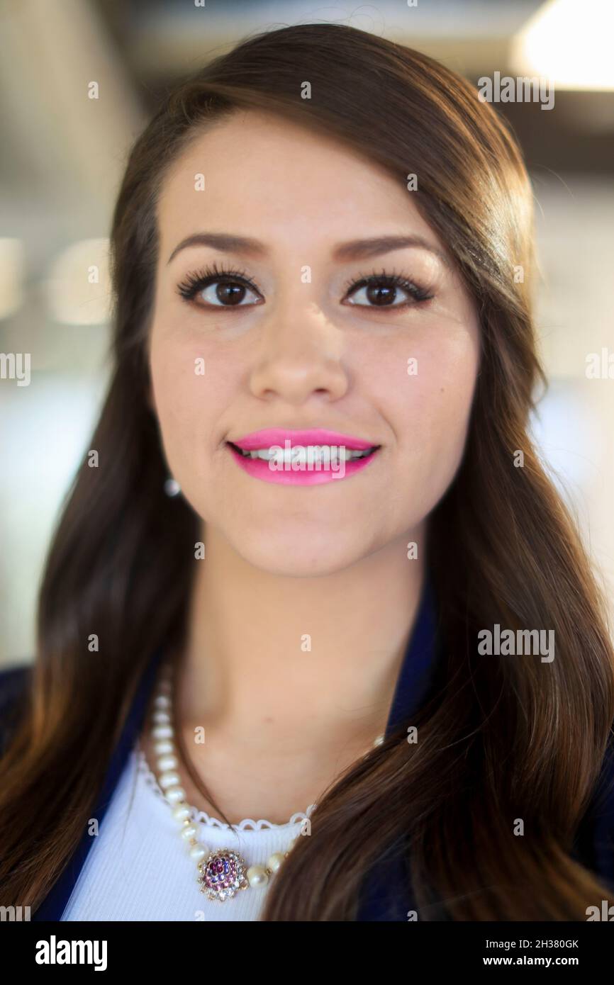 Female lawyer, female lawyer, executive, formal dress, Mujer lawyer ...