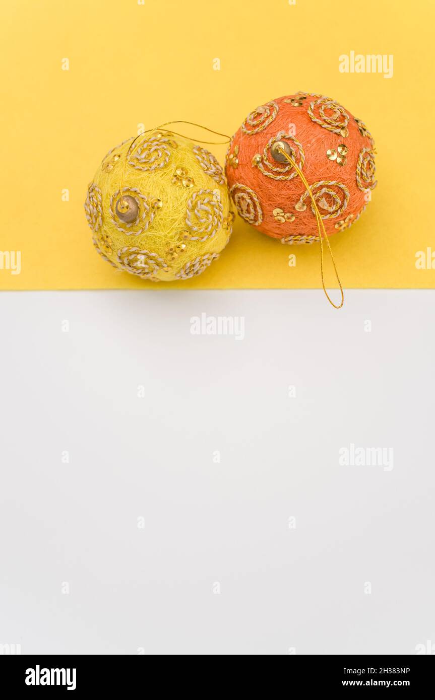 White papier mache christmas decoration hi-res stock photography and ...