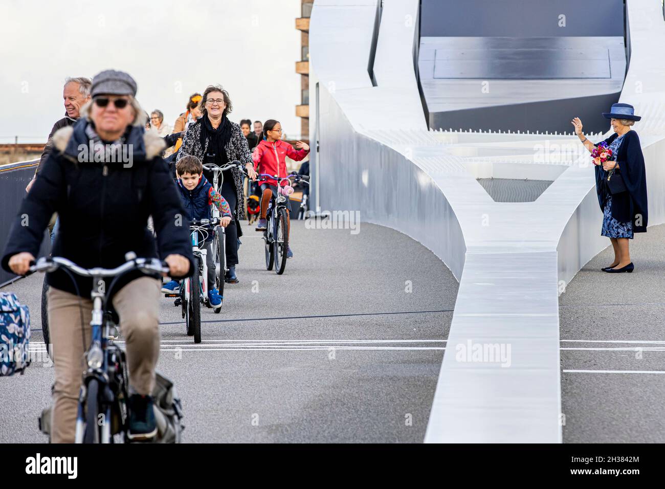 Princess beatrix opens prince claus bridge hi-res stock photography and ...