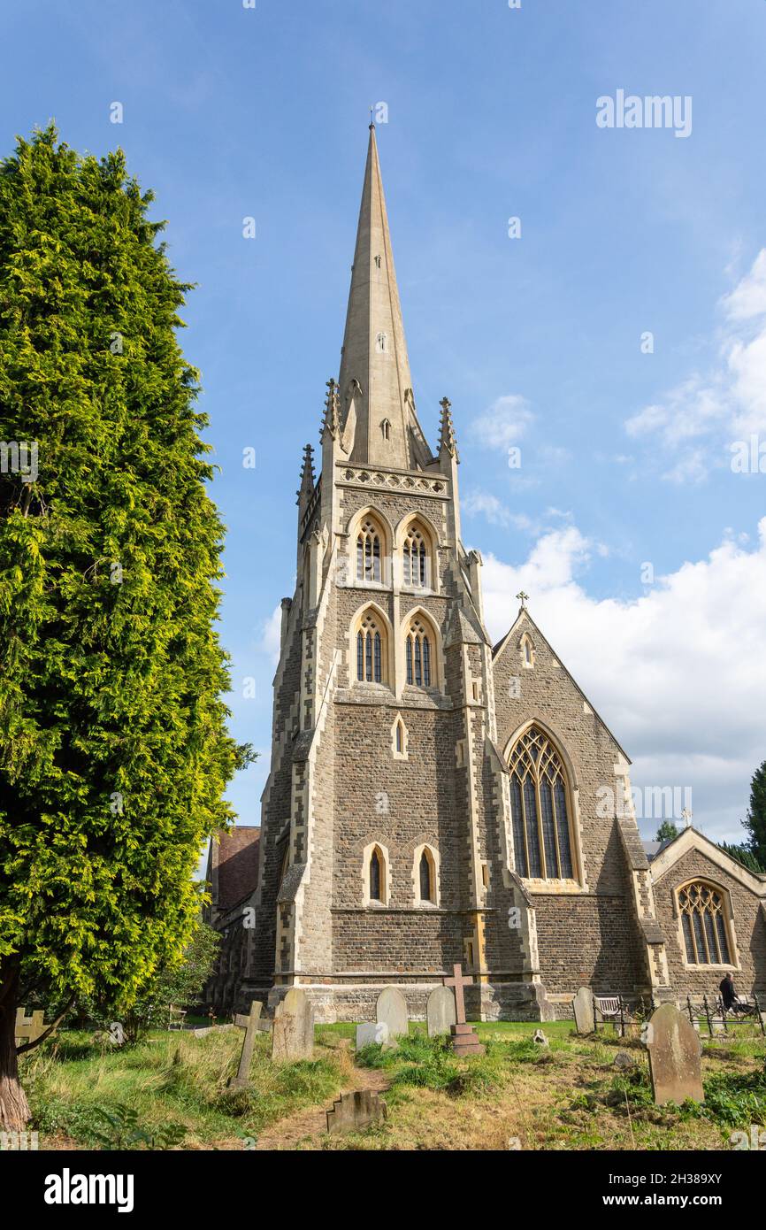 St pauls parish church local parish churchyard steeple reading hi-res ...