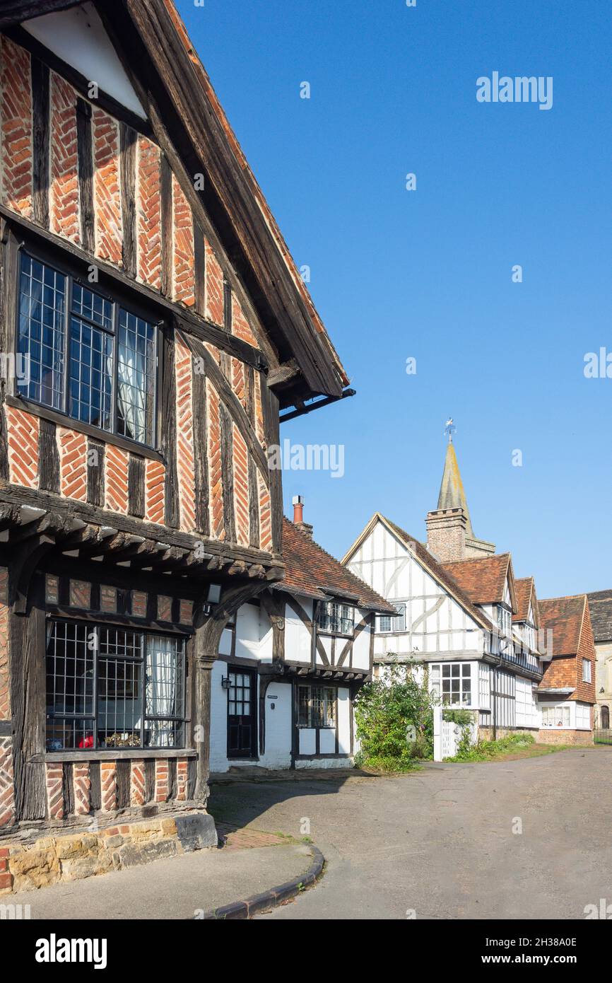 Lingfield hi-res stock photography and images - Alamy