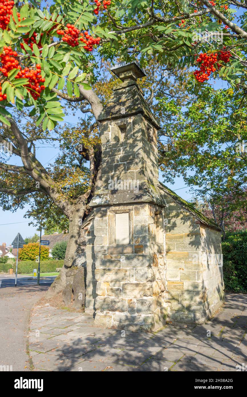 18th century old gaol cage pillard cross plaistow street lingfie hi-res ...