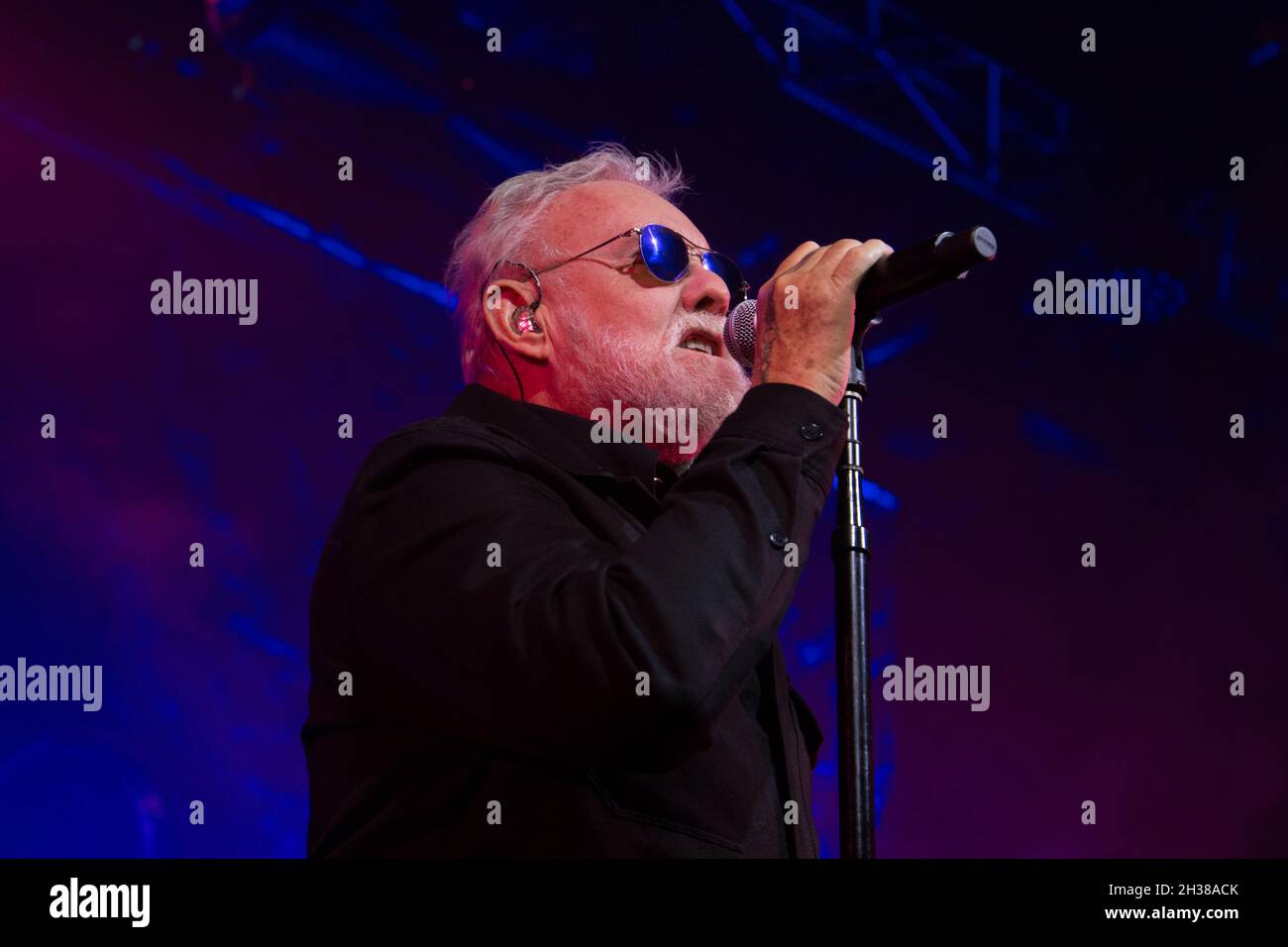 Roger taylor queen 2021 hi-res stock photography and images - Alamy