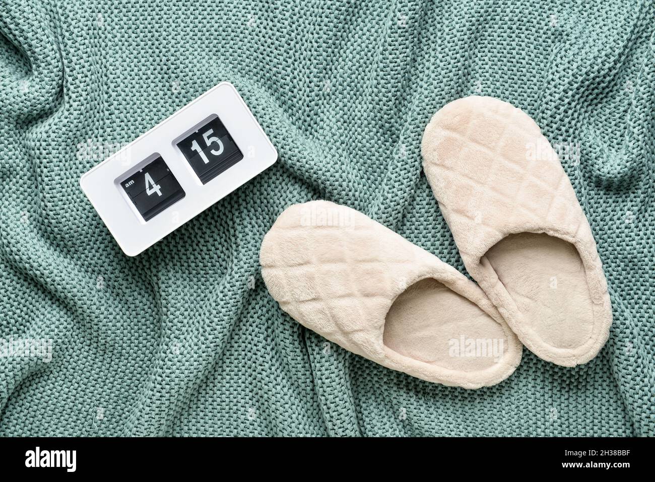 Alarm clock on fabric hi-res stock photography and images - Alamy