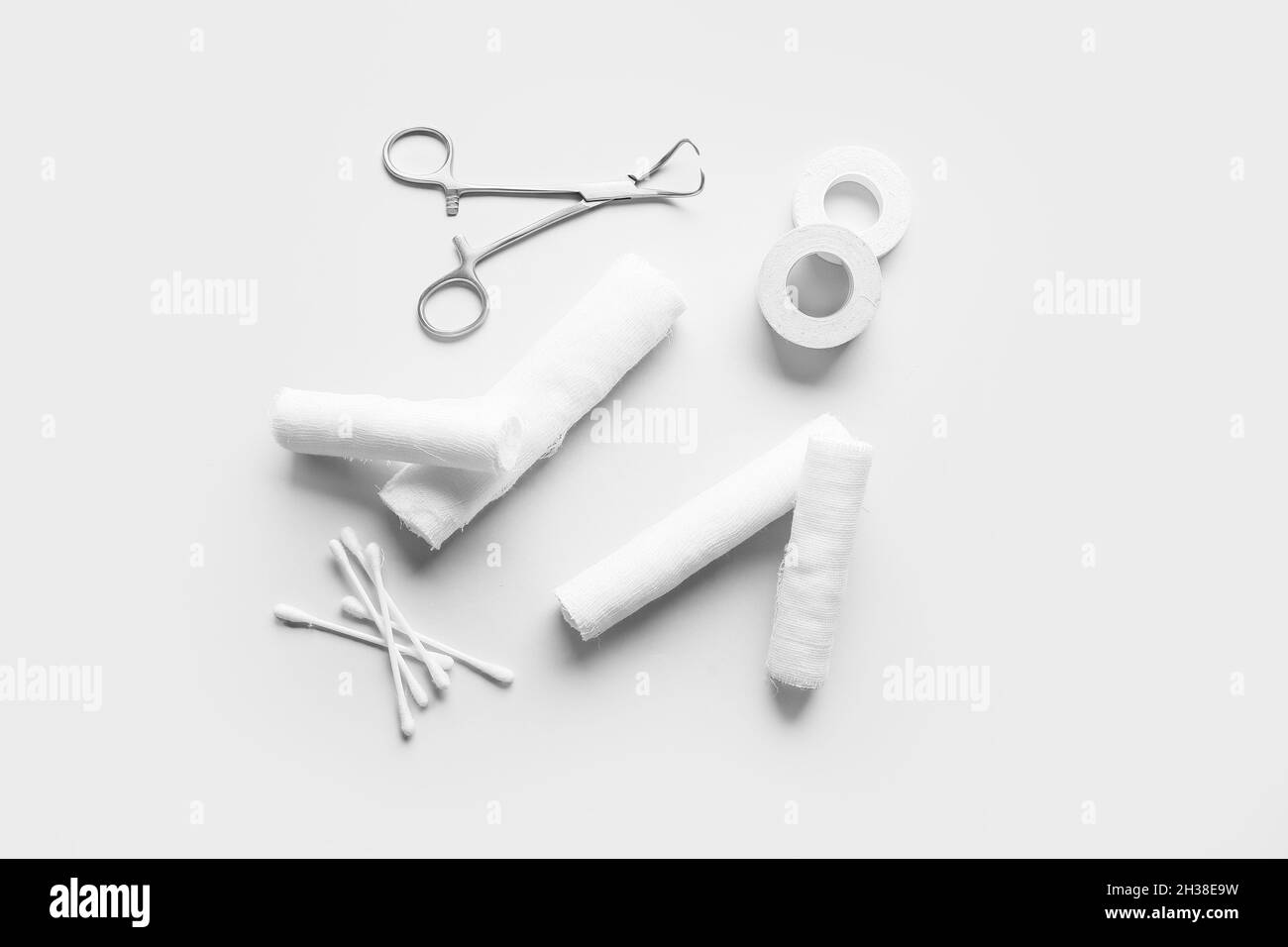 Surgical plaster hi-res stock photography and images - Alamy