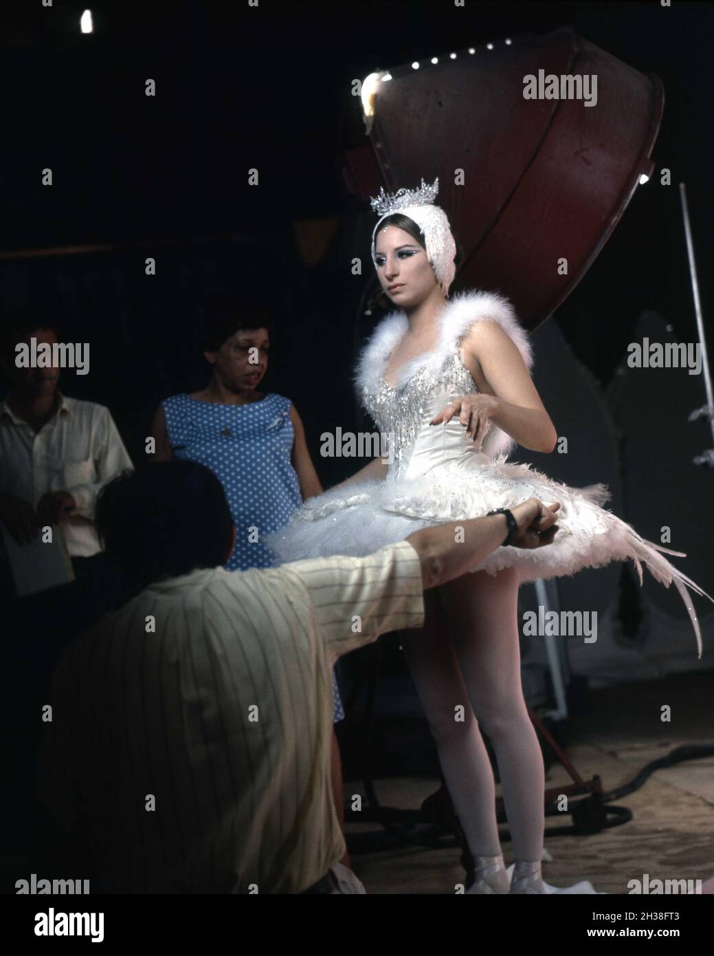 BARBRA STREISAND as Fanny Brice on set candid during filming of Swan ...