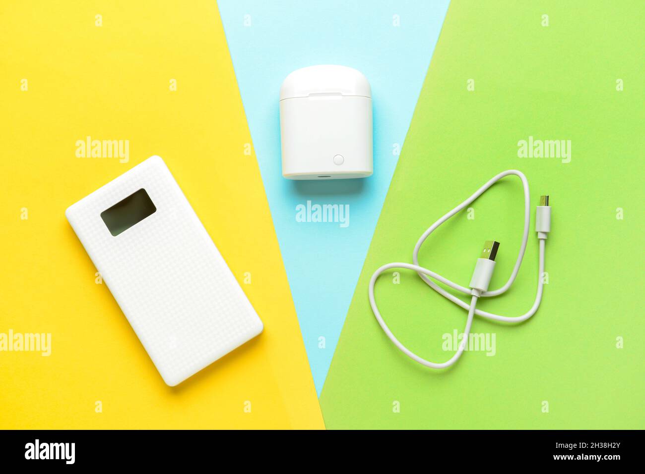 Modern power bank earphones hi-res stock photography and images - Alamy