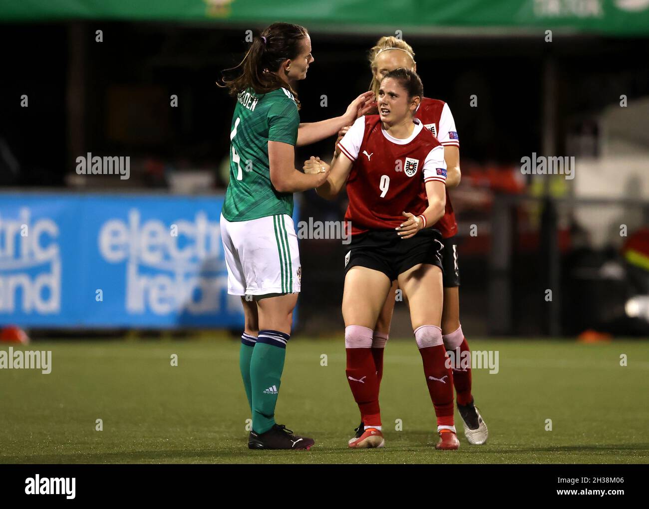 Northern Ireland's Sarah McFadden (left) shake hands with Austria's ...