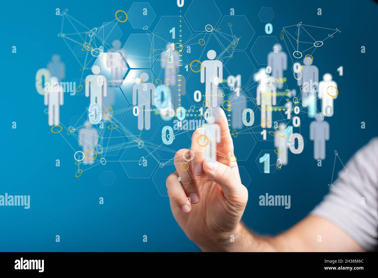 Number of digital icons of a group of people with a social network ...