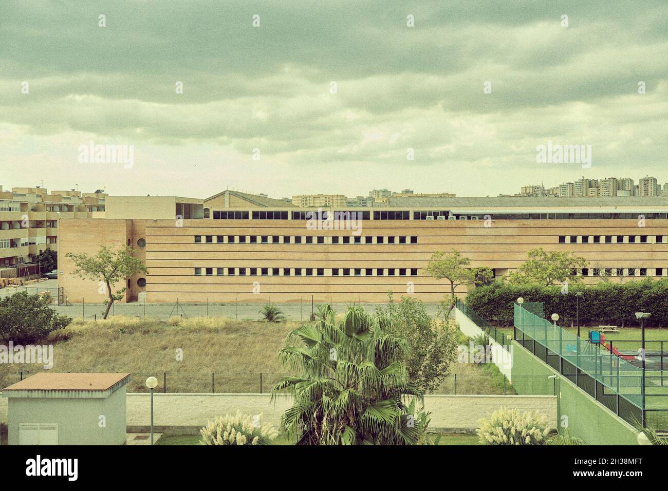 Long building green sports hi-res stock photography and images - Alamy