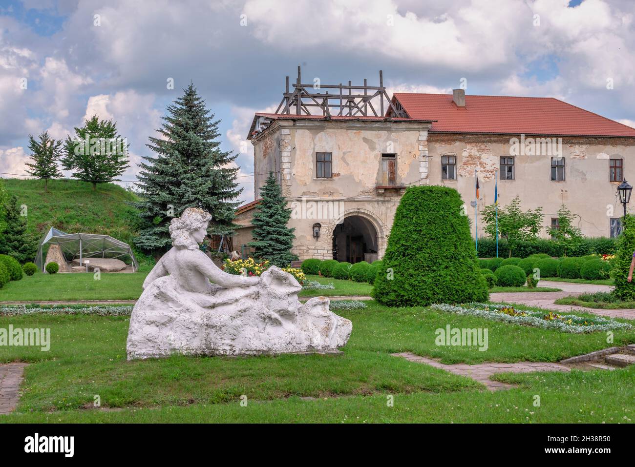 Zolochiv castle hi-res stock photography and images - Alamy