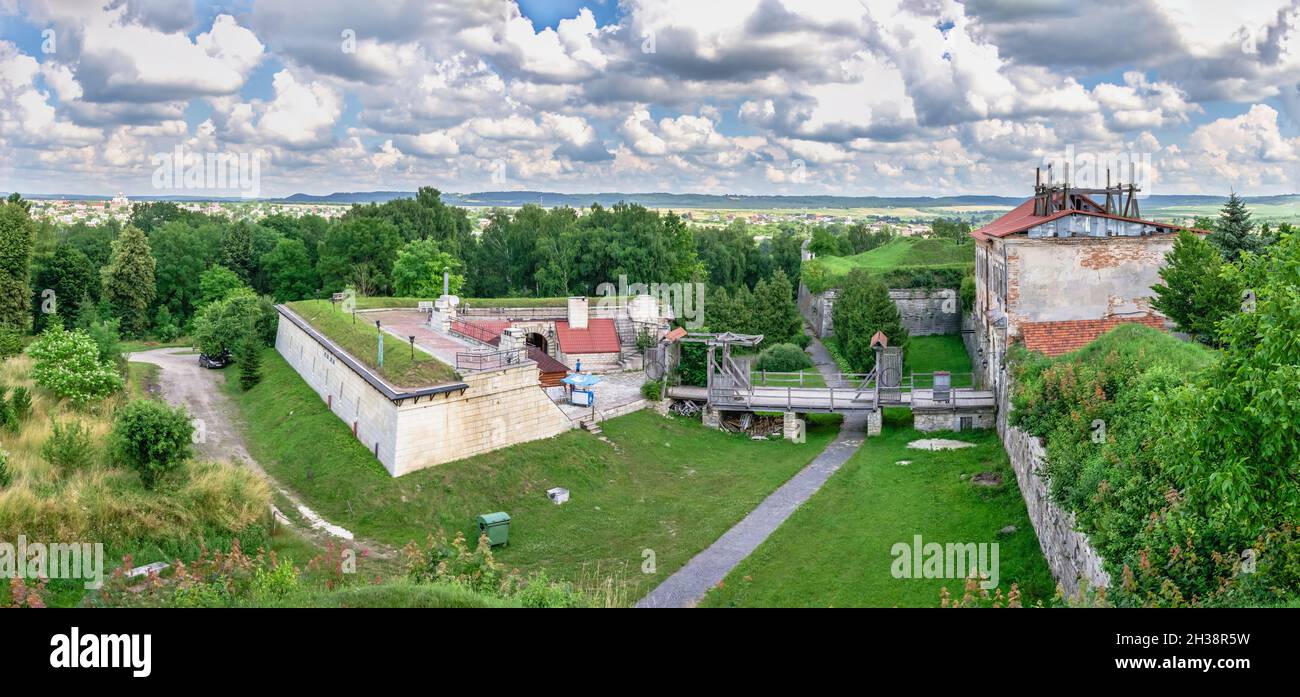 Zolochiv castle hi-res stock photography and images - Alamy