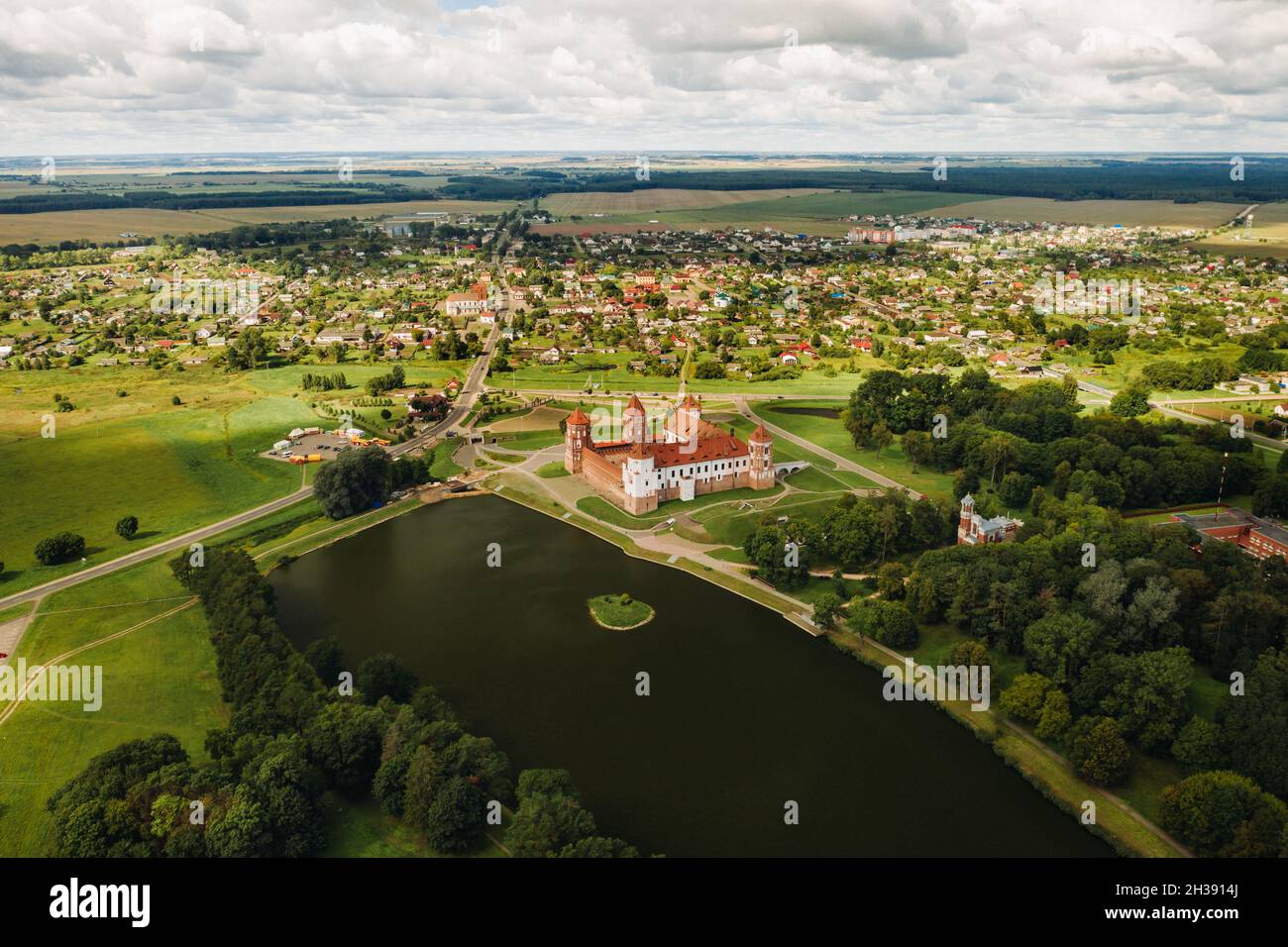 4k mir belarus castle complex hi-res stock photography and images - Alamy