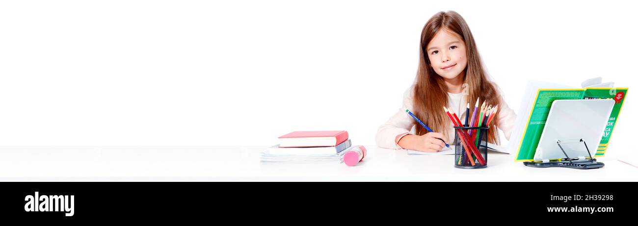 Back to school. Concept of education, reading and learning Stock Photo ...