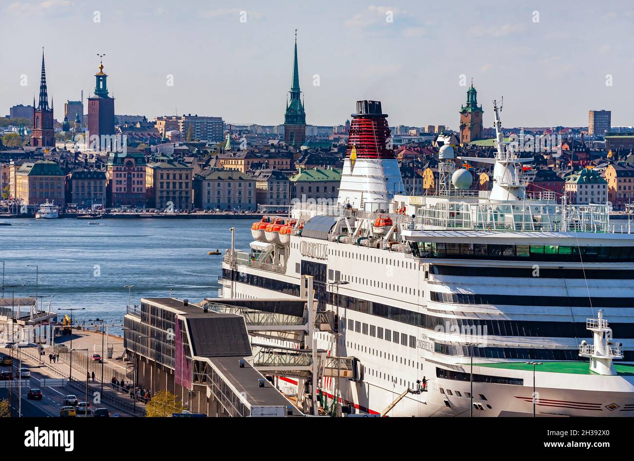 Cruise ship in central stockholm hi-res stock photography and images ...
