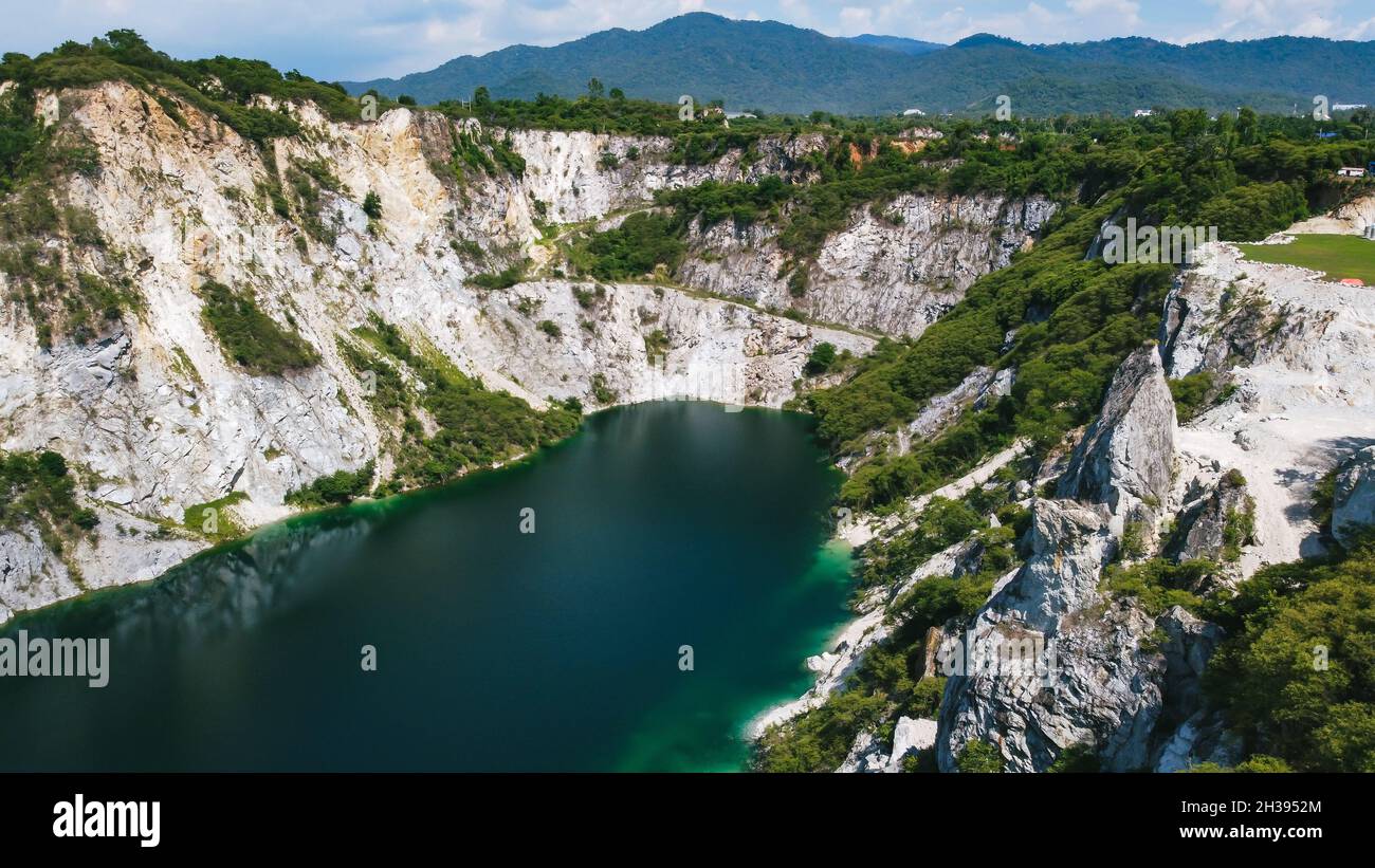 Scenic view of a lake surrounded by cliffs in Thailand Stock Photo - Alamy