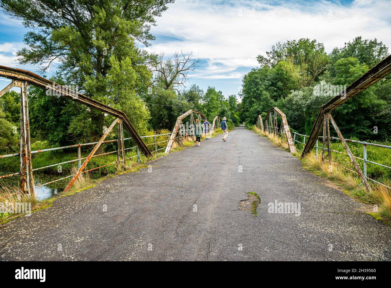 Old broken bridge hi-res stock photography and images - Alamy