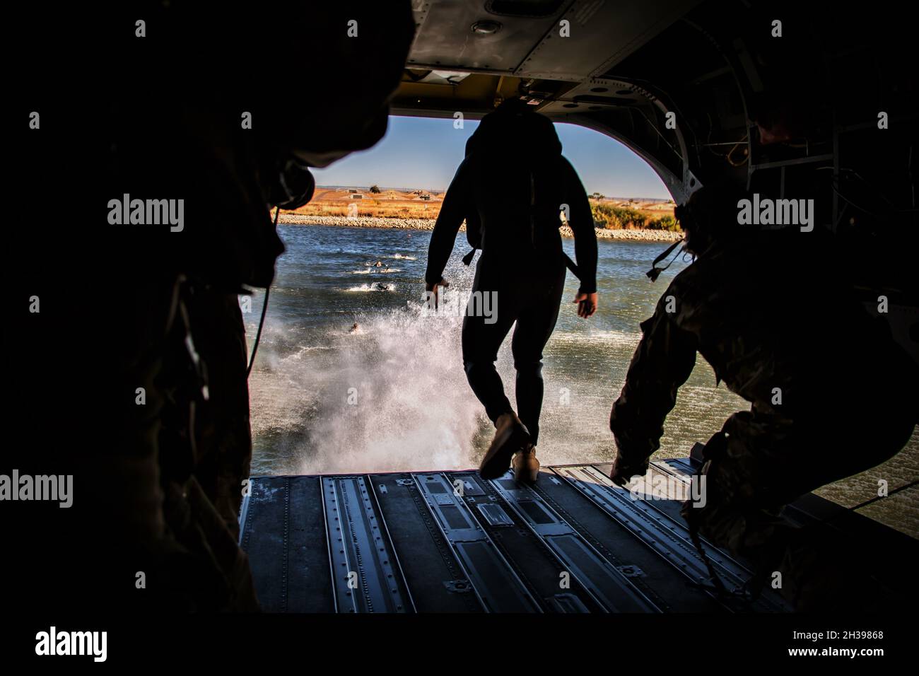 Soldiers with 10th Special Forces Group (Airborne) conduct Helocast ...