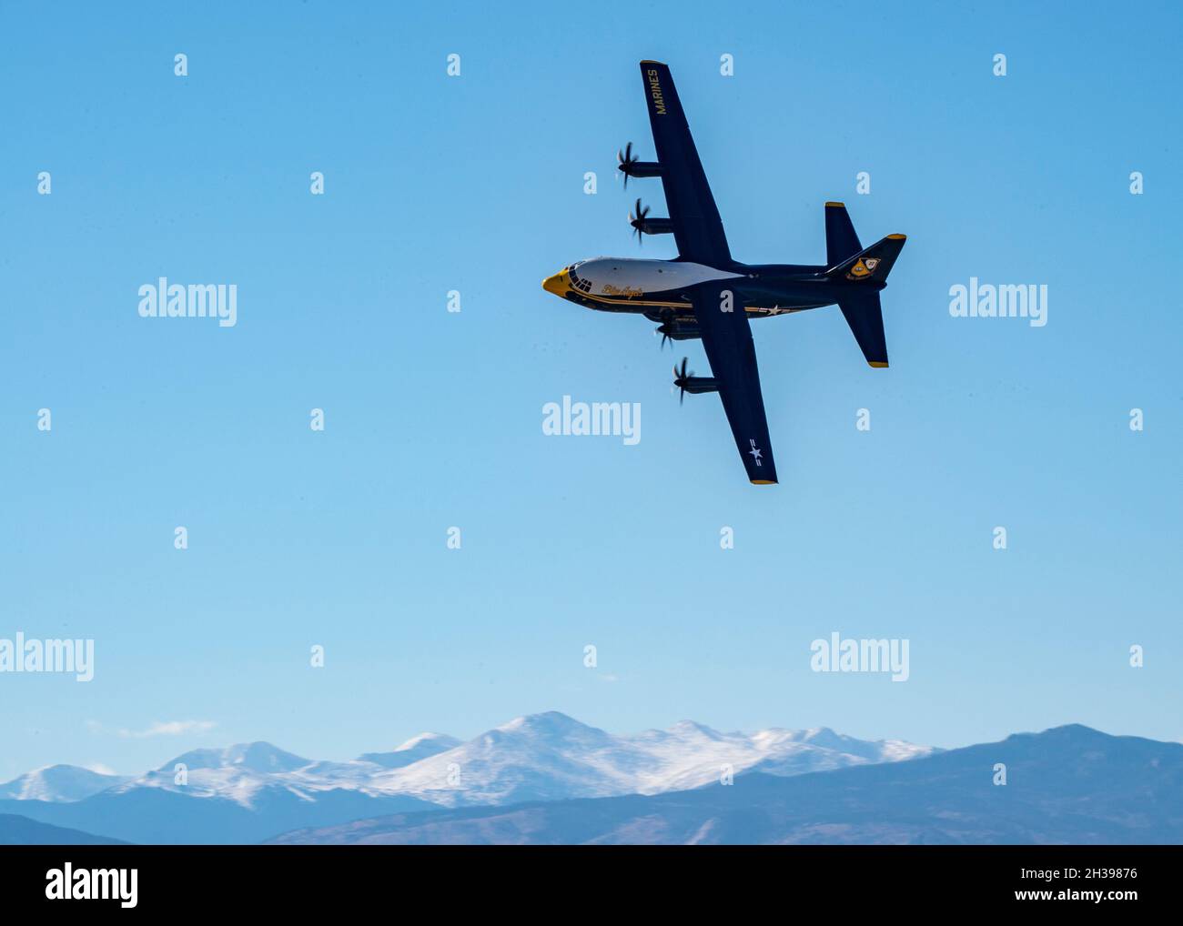 (U.S. Navy photo by Mass Communication Specialist 1st Class Bobby ...