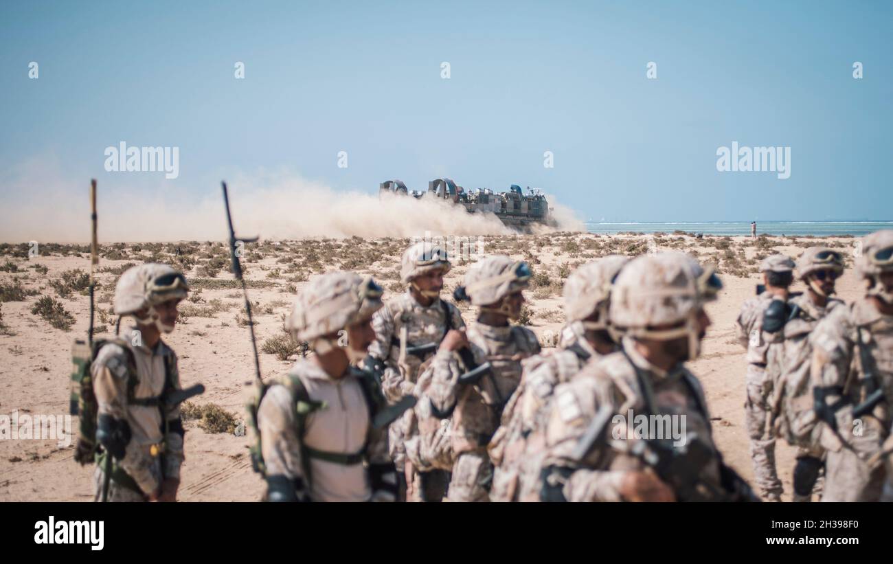 211020-M-HB658-1171 JAZIRAT AL GHURAB ISLAND, Saudi Arabia (Oct. 20 ...