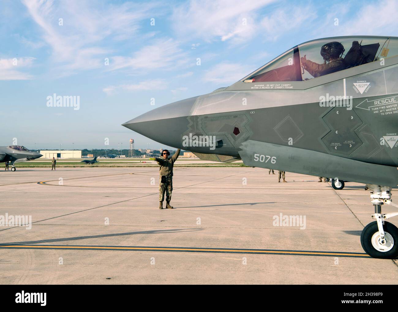 F-35s from the 62nd Fighter Squadron visit Joint Base San Antonio ...