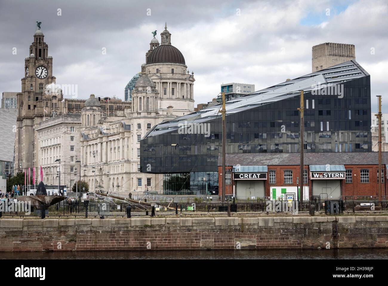 The Three Graces and modern buildings at Pier Head, Liverpool Stock ...