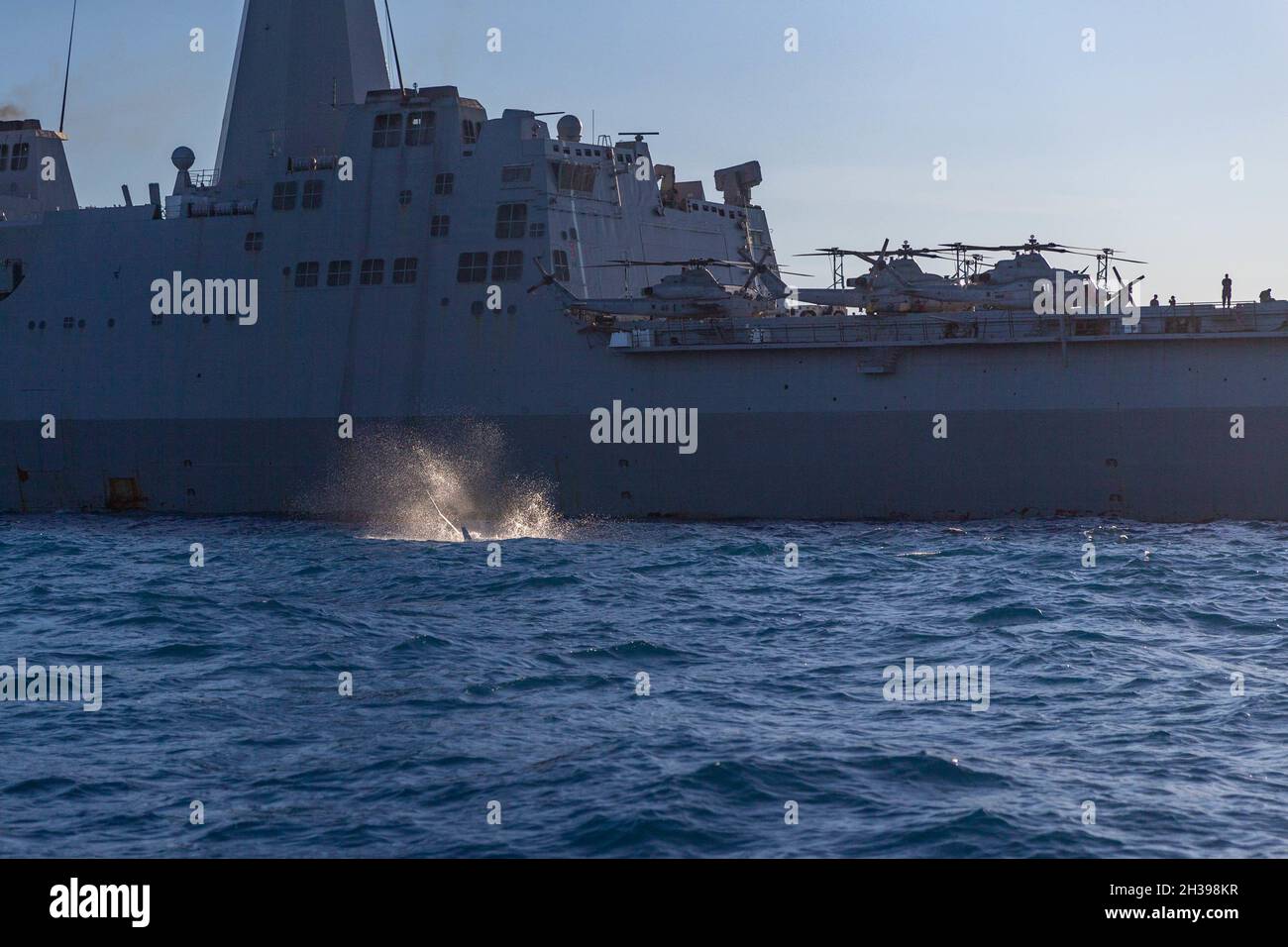 U.S. Marines with S-2 Intelligence, 31st Marine Expeditionary Unit (MEU ...