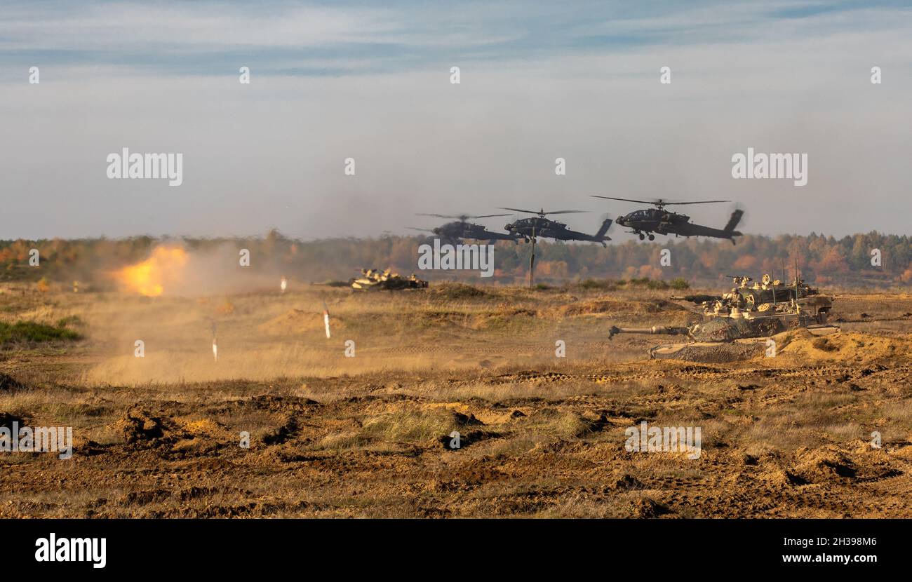 Members of alpha company hi-res stock photography and images - Alamy