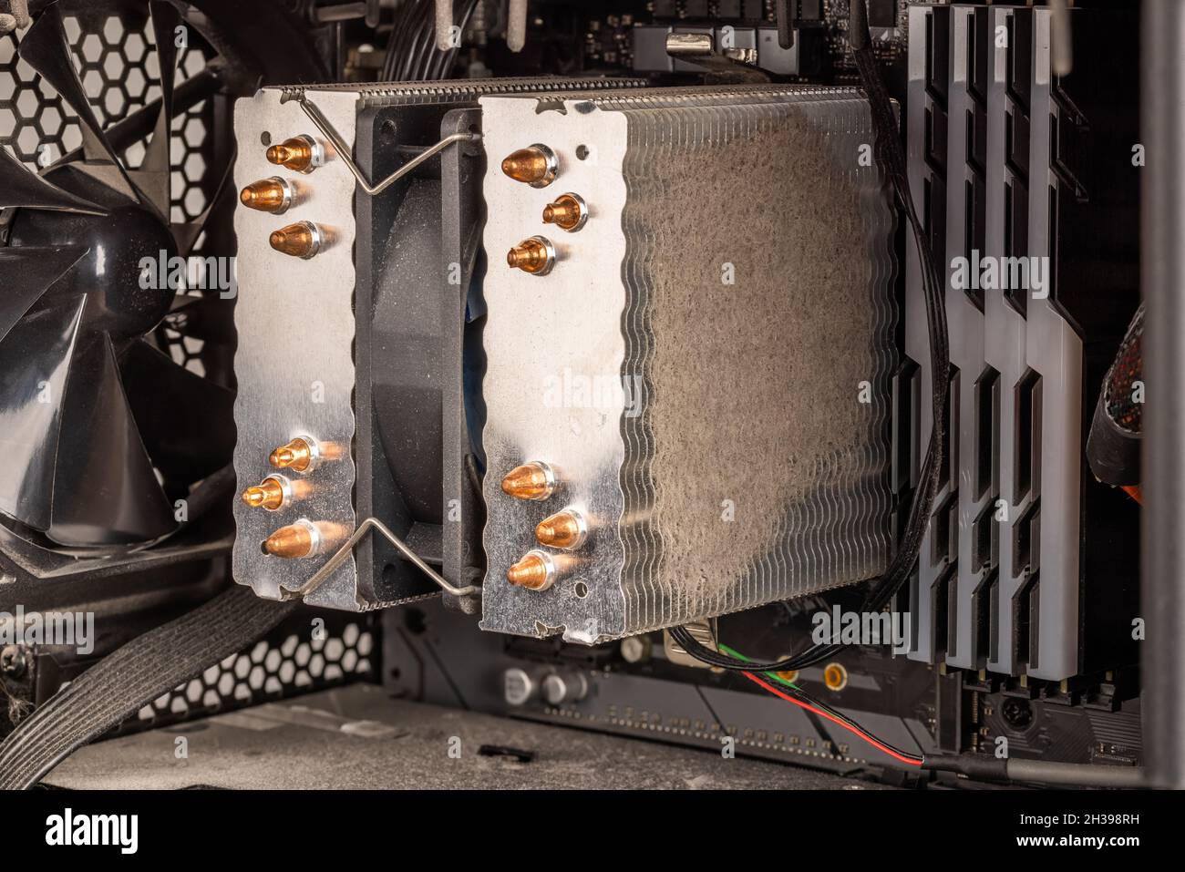 Inside of computer cpu hi-res stock photography and images - Alamy