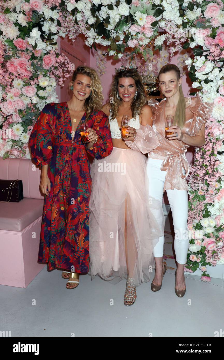 Sisters ANNALYNNE McCORD, RACHEL McCORD And ANGEL McCORD Celebrate ...