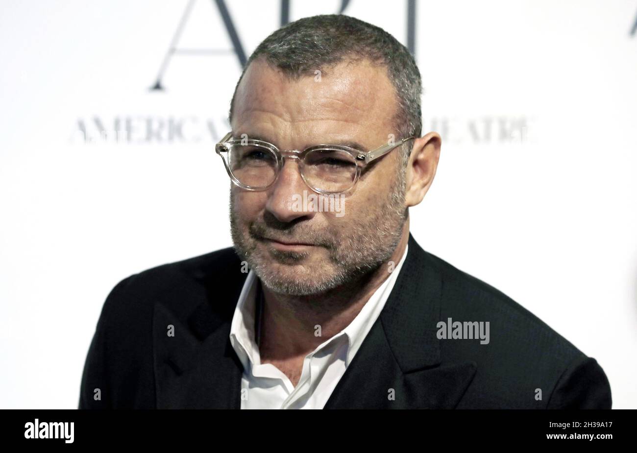 New York, United States. 26th Oct, 2021. Actor Liev Schreiber arrives ...