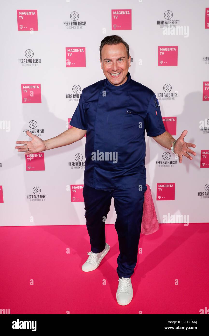 Berlin, Germany. 26th Oct, 2021. Master chef Tim Raue stands in front ...