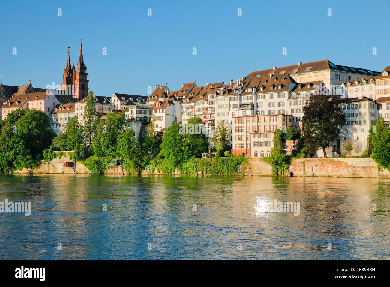 View from the banks of the Rhine along the river promenade to Basel ...