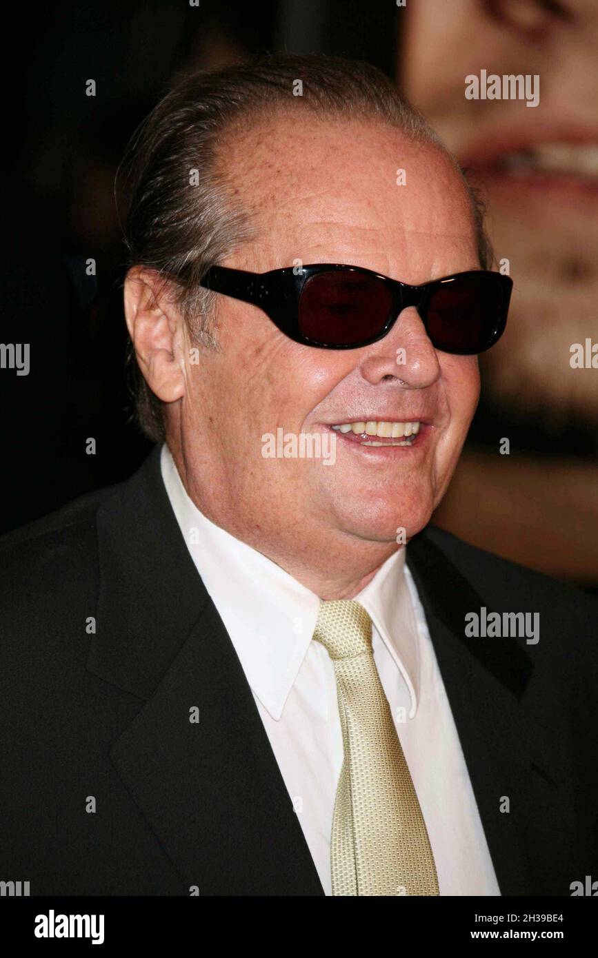 Jack Nicholson attends the premiere of "The Departed" at the Ziegfeld ...